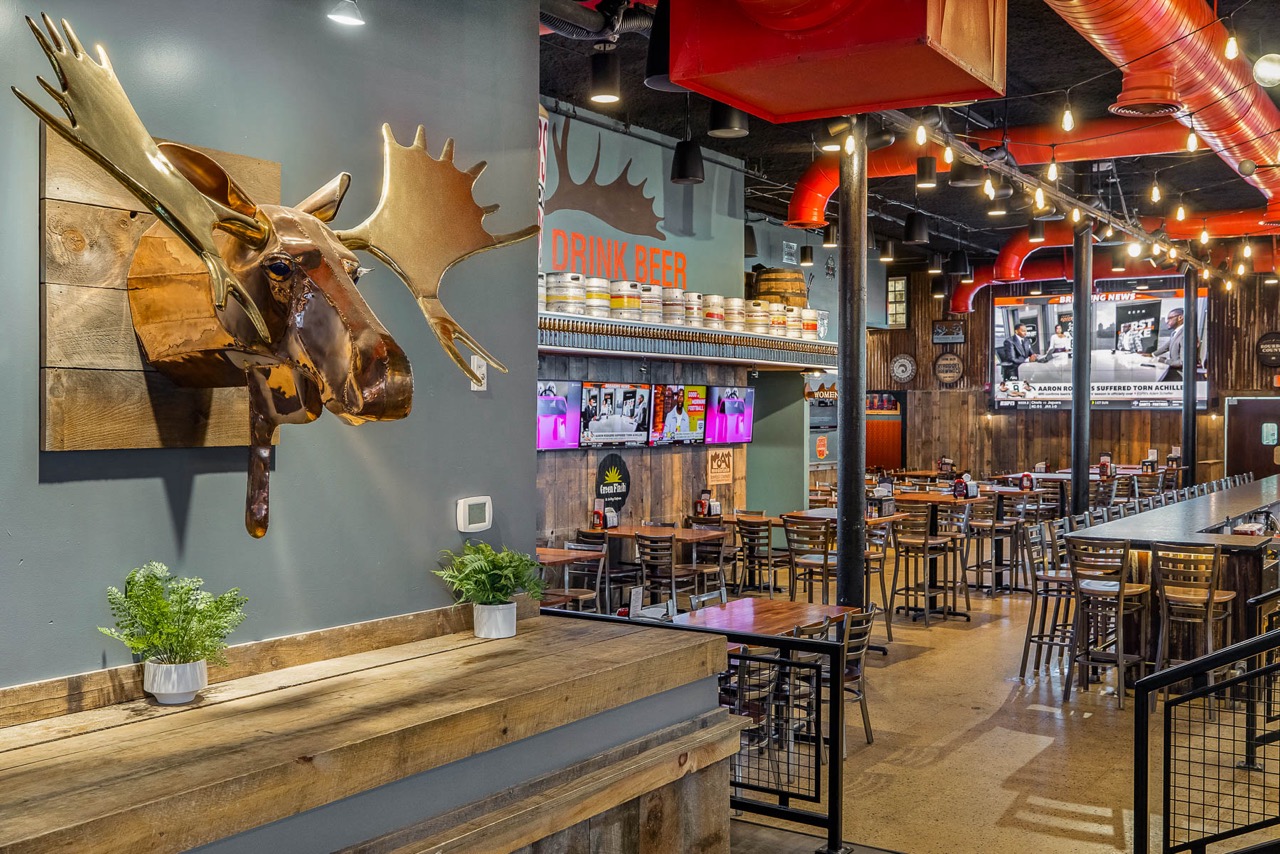 The Thirsty Moose | Chinburg Properties